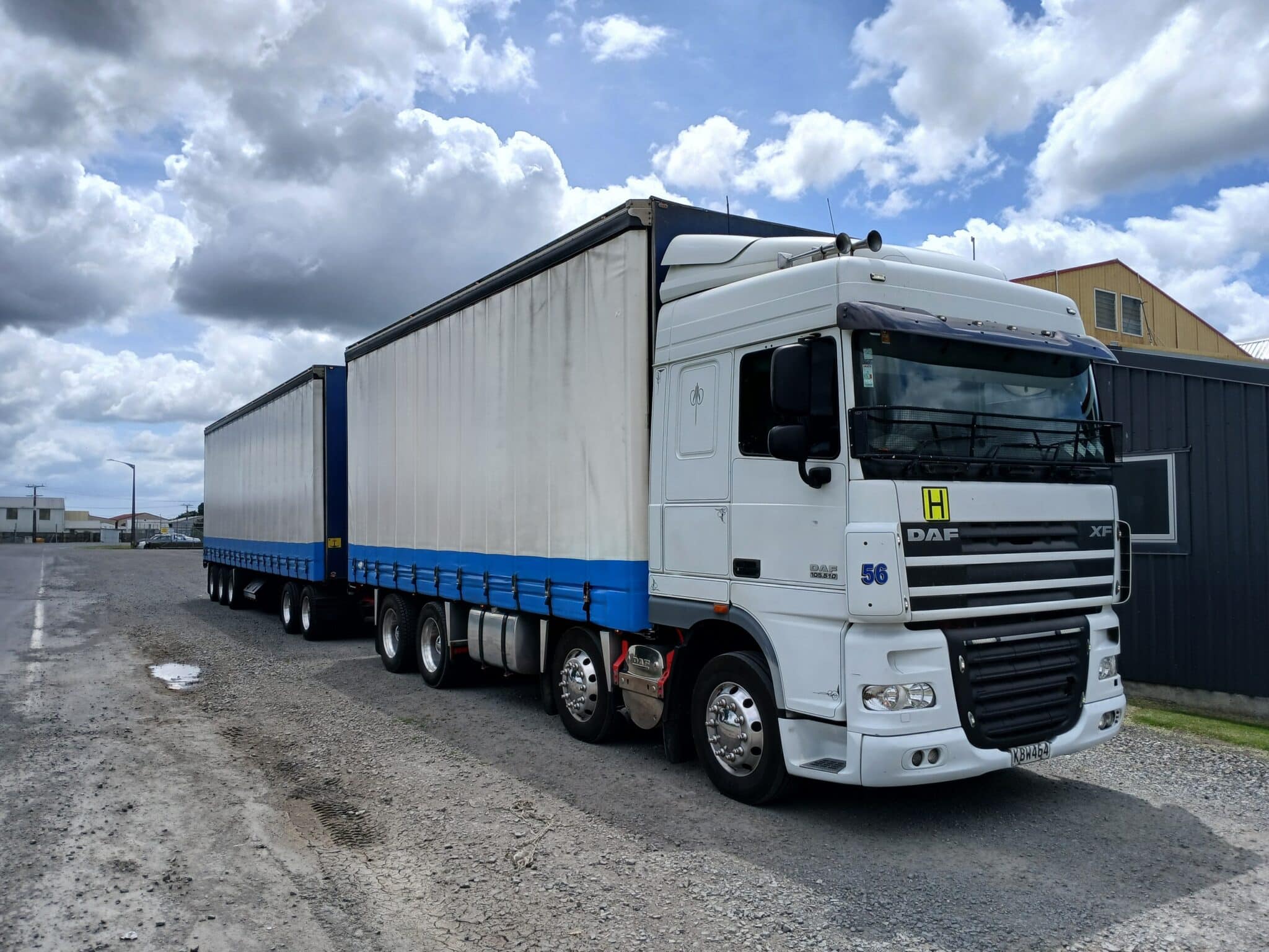 2016 DAF XF105 Truck & Trailer - AllRoad Ltd