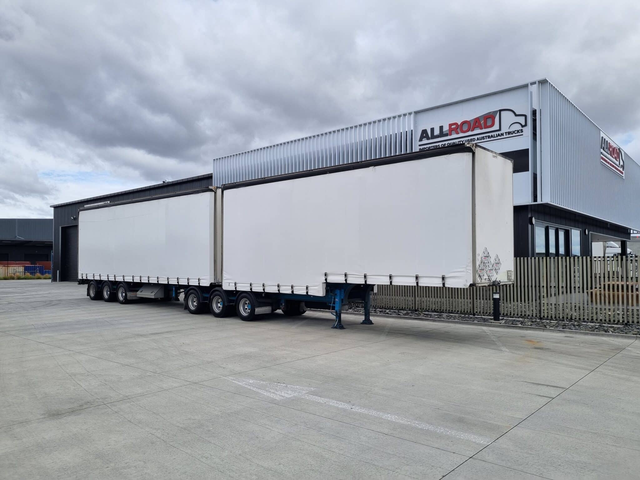 2013 Fruehauf B-Train 36 pallet b-train with Mezz floors - AllRoad Ltd